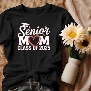 Senior Mom Class of 2025 SVG PNG, Proud Graduation Mom Clipart, Class ...