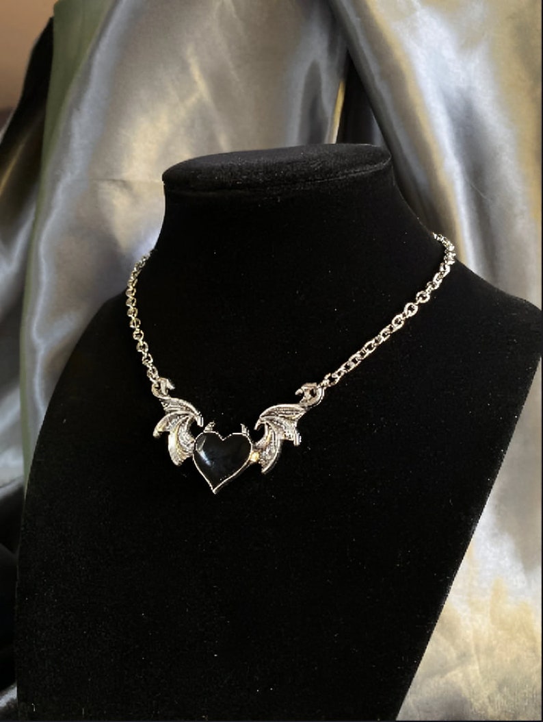 Goth Devil Heart Barbed Wire Choker Necklace Y2K Vampire Punk Jewelry ...