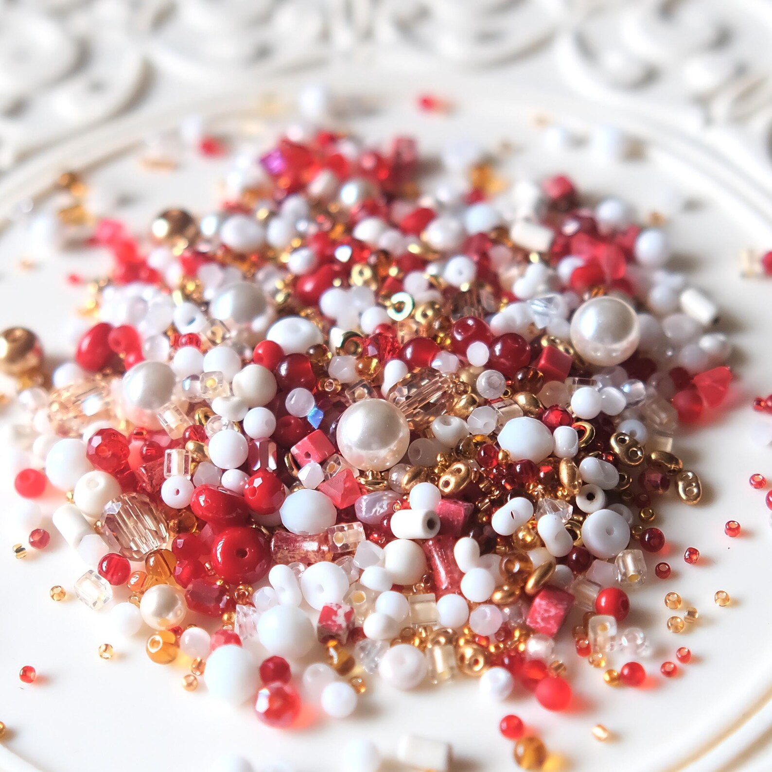 Red, Gold & White Glass Bead Soup Mix: DIY Jewellery Making #48 - Etsy