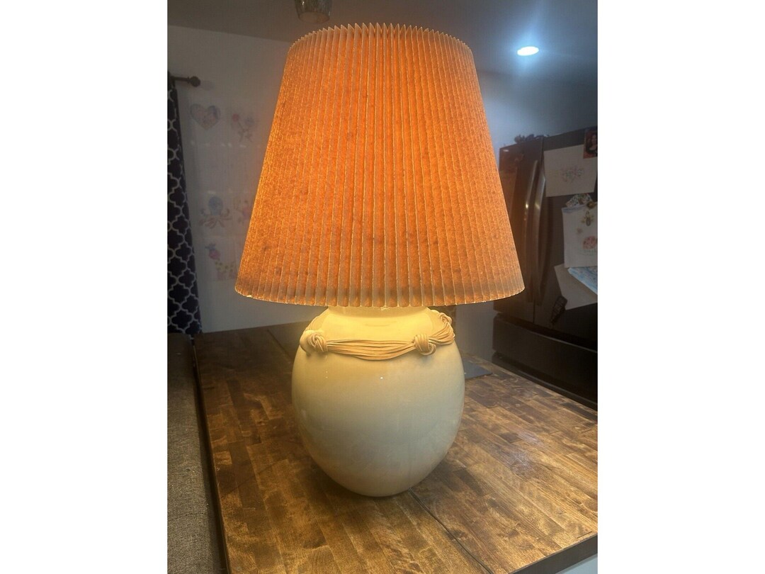 Vintage Western Style Round Table Lamp - Etsy