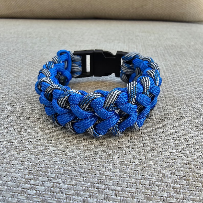 Custom Paracord Bracelet - Turbine Blade Design - Adjustable 550 Cord ...