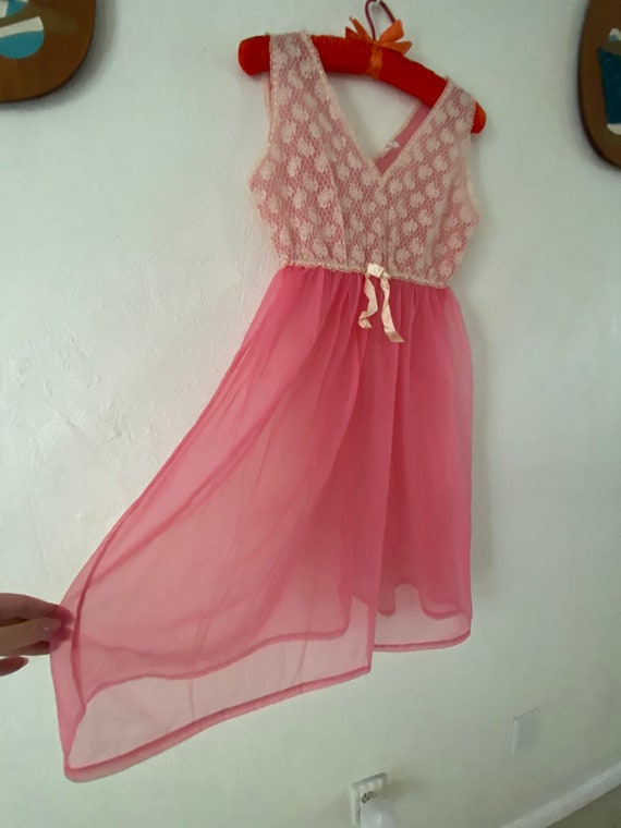Vintage 50’s mod pink pin up daisy lace sheer chiffon… - Gem