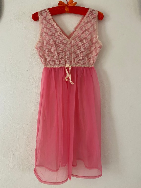 Vintage 50’s mod pink pin up daisy lace sheer chiffon… - Gem