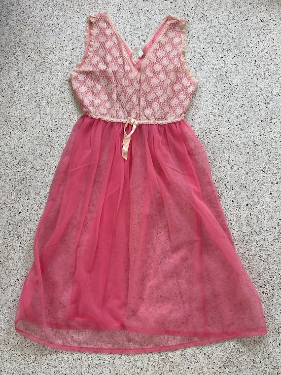 Vintage 50’s mod pink pin up daisy lace sheer chiffon… - Gem