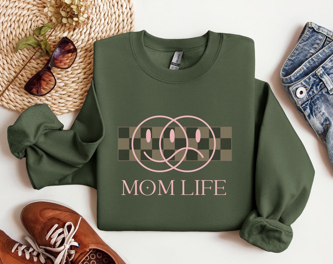 Mom Life Smiley Face Checker Pattern Sweatshirt, Funny Shirt for Mom ...