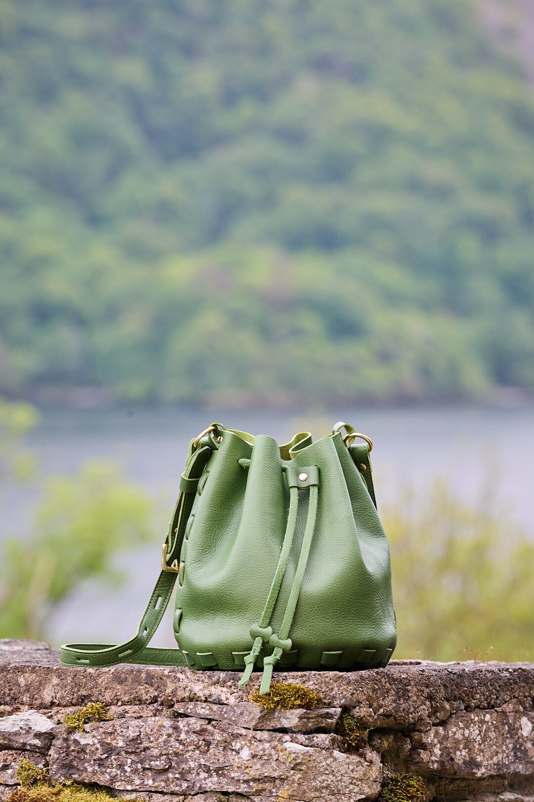 Traceable Leather Bucket Bag green - Etsy