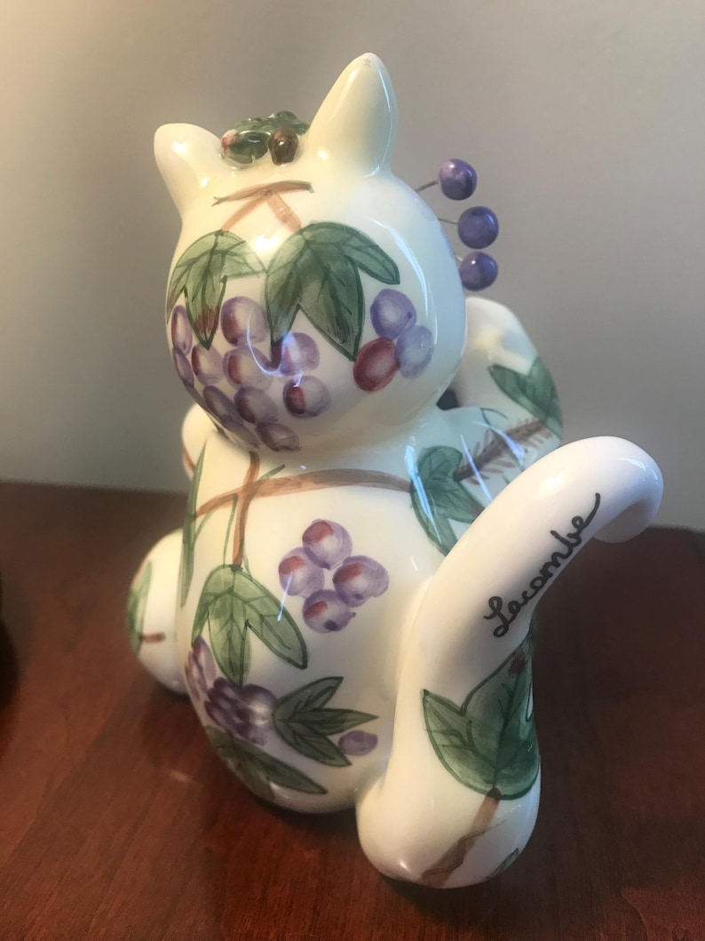 Rare Amy Lacombe Whimsiclay Cat With Grapes Figurine 2002 - Etsy