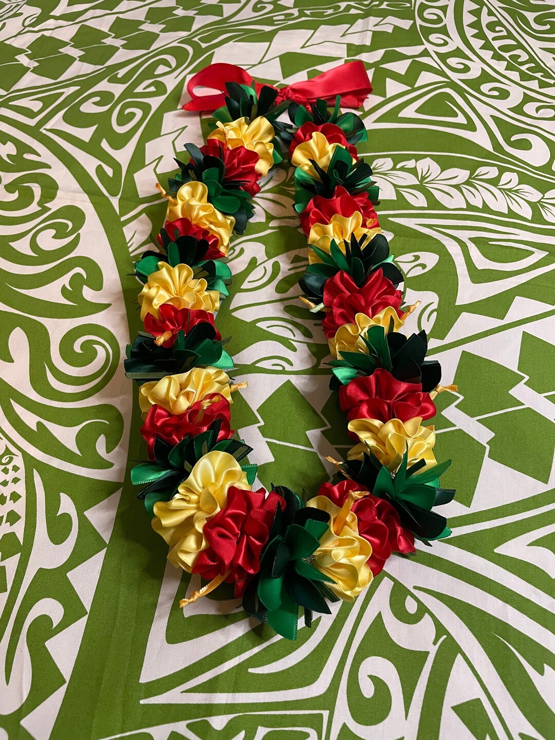 Hibiscus Ribbon Lei, Made-to-order, Custom Lei, Island Gifts, Ribbon ...