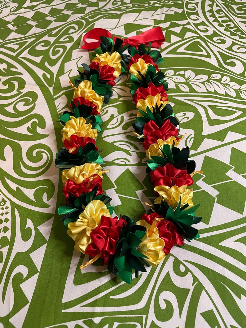 Hibiscus Ribbon Lei, Made-to-order, Custom Lei, Island Gifts, Ribbon ...