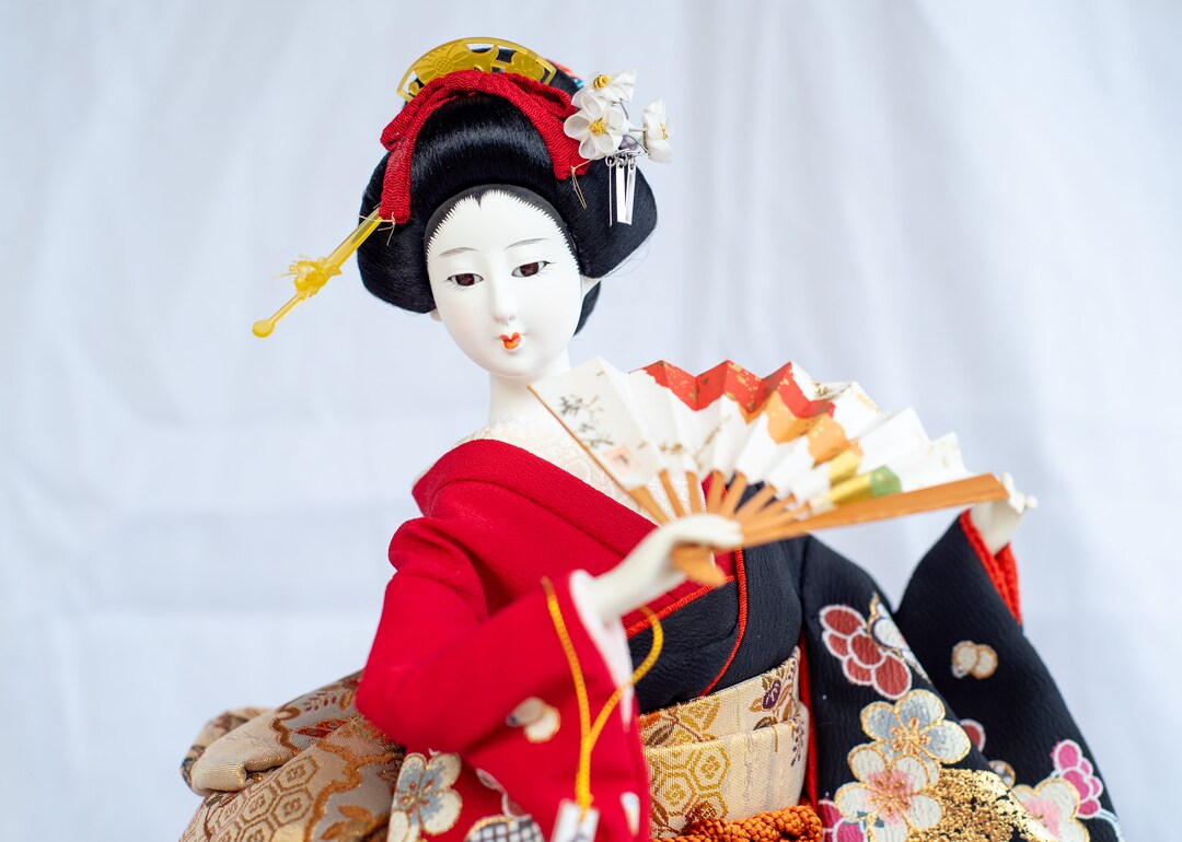 Large Japanese Dancer Doll beautiful Details, Red, Black, Gold Kimono ...