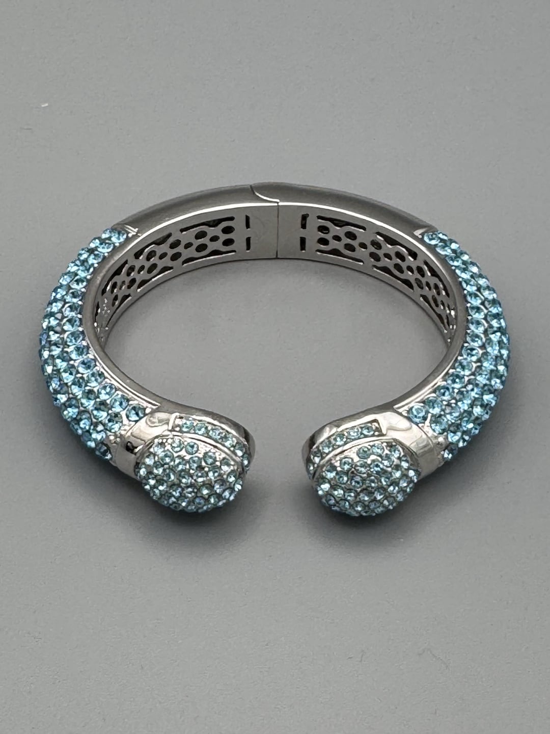 Joan Boyce "kissable" Light Sky Blue Rhinestone Crystal Pave Hinged ...