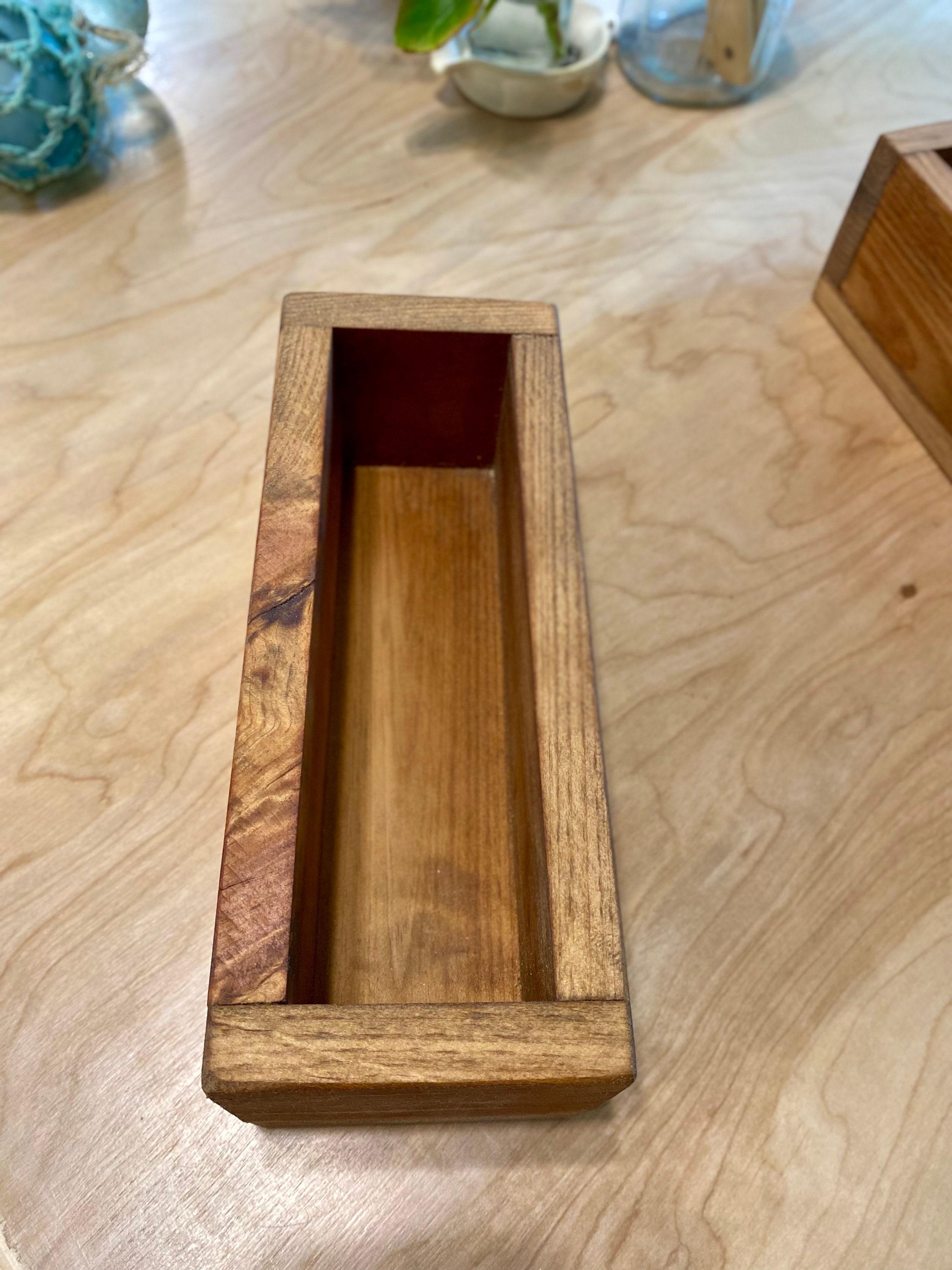 Handmade Reclaimed Wood Box: Rustic Farmhouse Organizer - Etsy