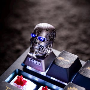 Terminator T-800 Metal Skull Keycap, Backlit Keycap for Mechanical ...