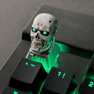 Terminator T-800 Skull Backlit Keycap, MX RGB Cherry Switch Mechanical ...