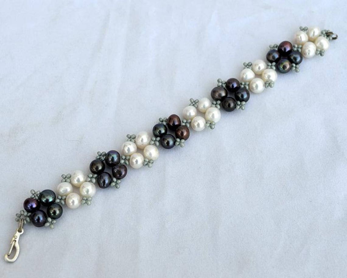 Tutorial: Diamonds Beaded Bracelet With Pearls or Crystals Beading ...