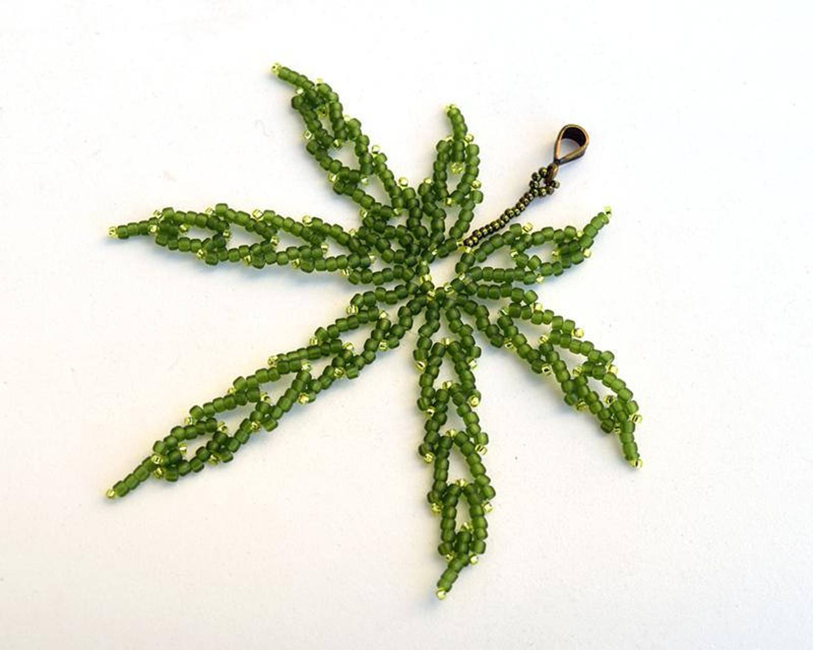 Tutorial: Pot Leaf Pendant Hemp Leaf Pendant Beading Instructions ...