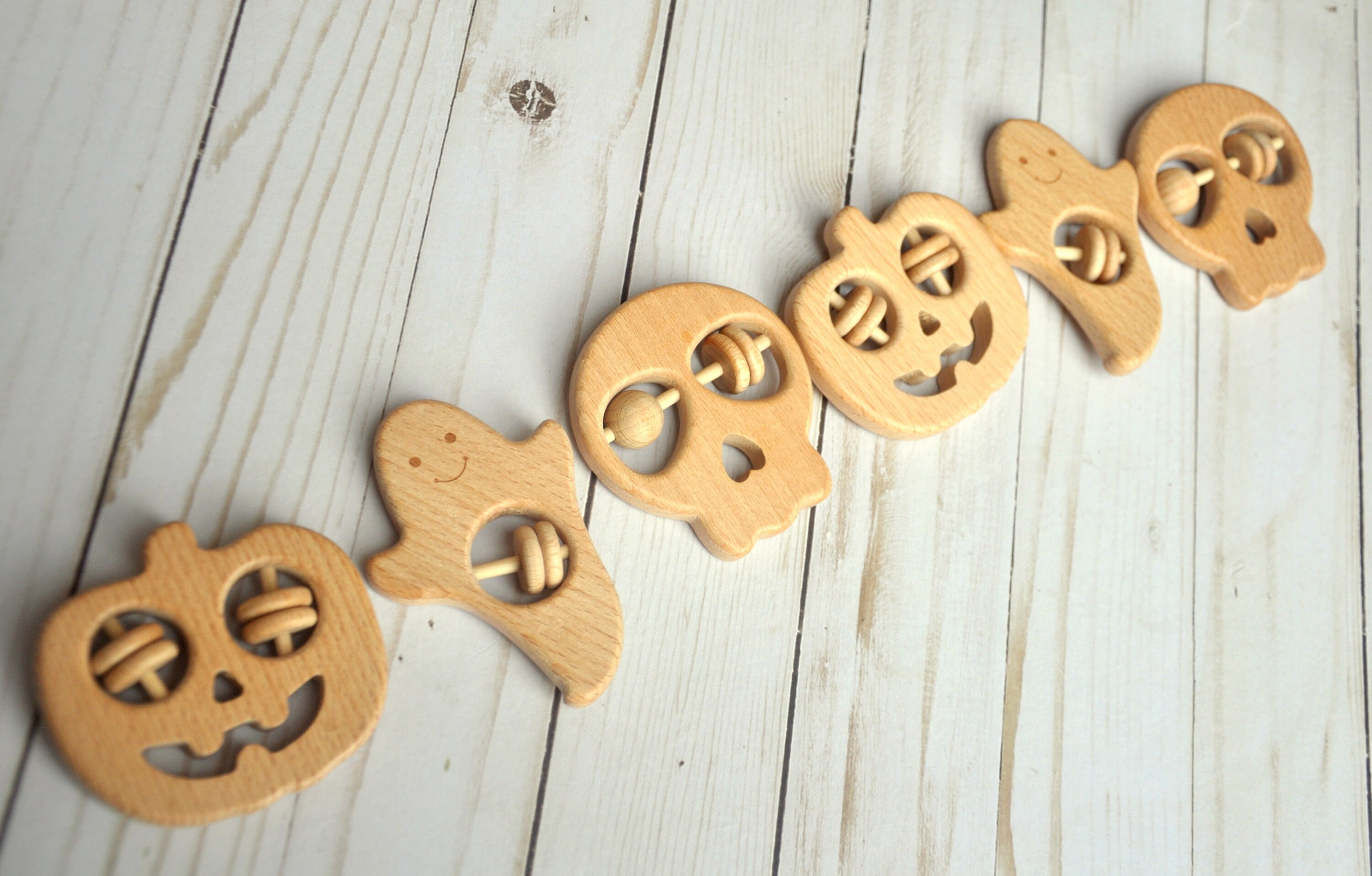 Halloween Rattle Natural Beech Wood Rings Jack O Lantern - Etsy UK