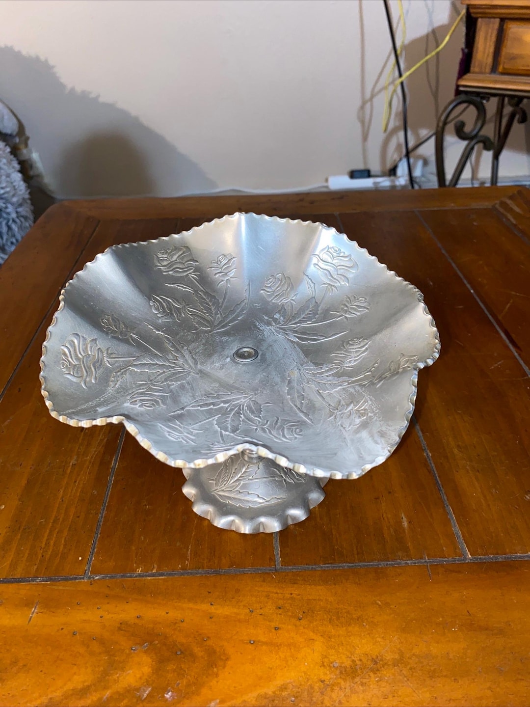 Vintage Farber & Shlevin Hand Wrought Aluminum Hammered Footed Dish ...