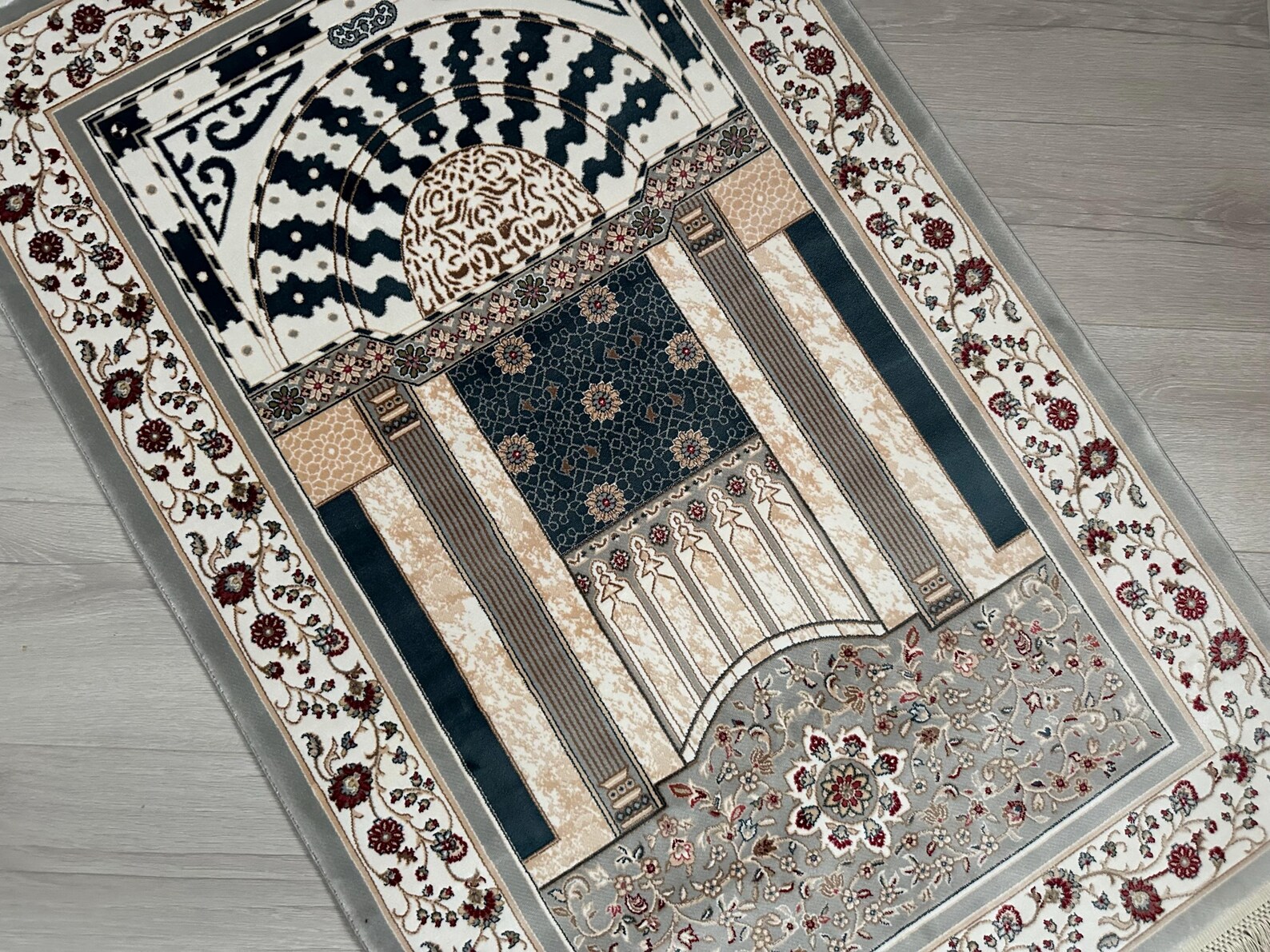 3x4 Luxury Prayer Mat Silk Rug/ Sajjadah Rug/ Bamboo Silk Rug/ Prayer ...