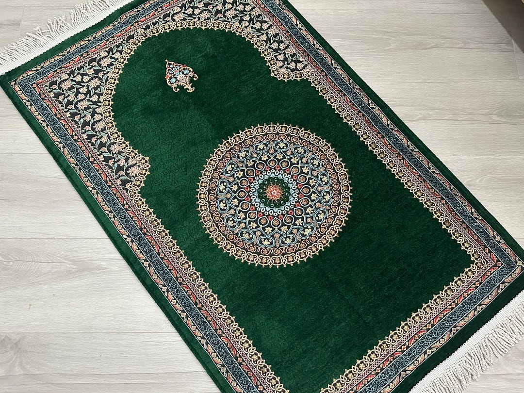 Traditional Sajjadah Silk Rug/ Muslim Rug/ Chenille Lined Prayer Rug ...