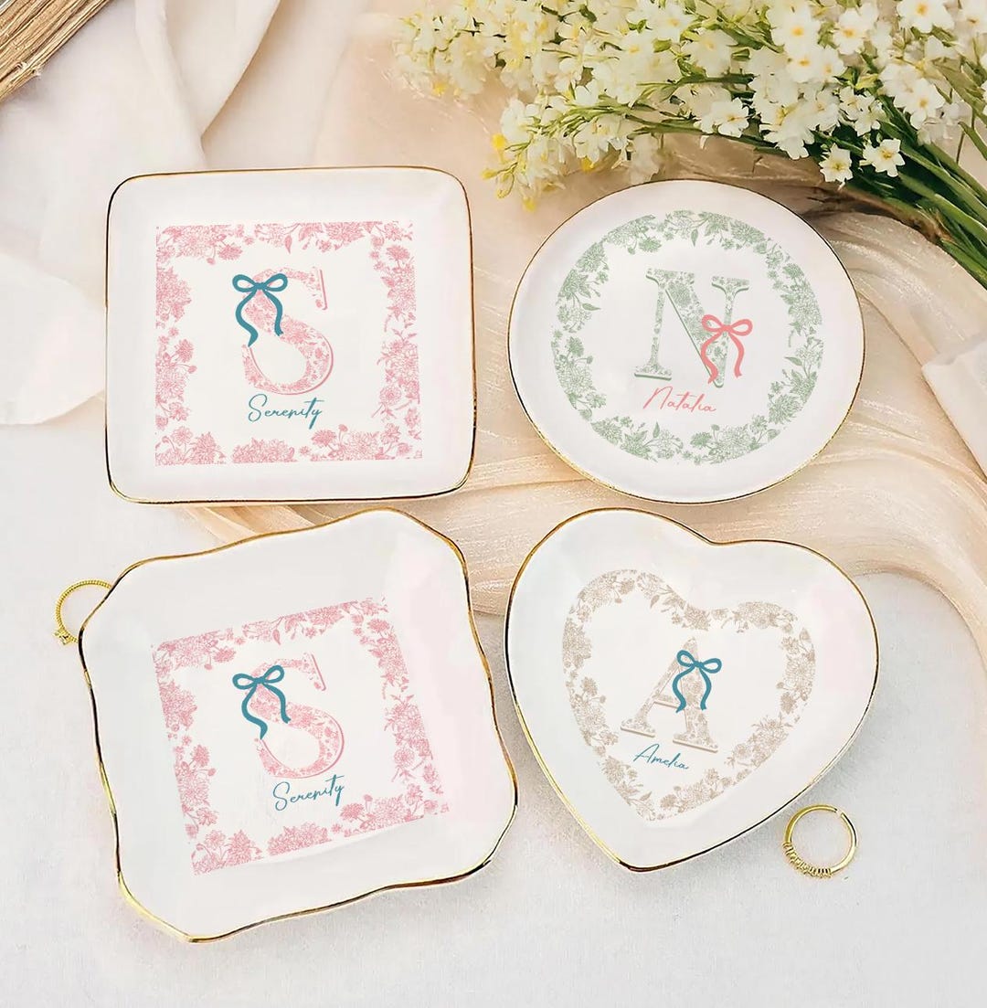 Custom Besties Name Trinket Dish, Coquette Friendship Ceramic Tray ...