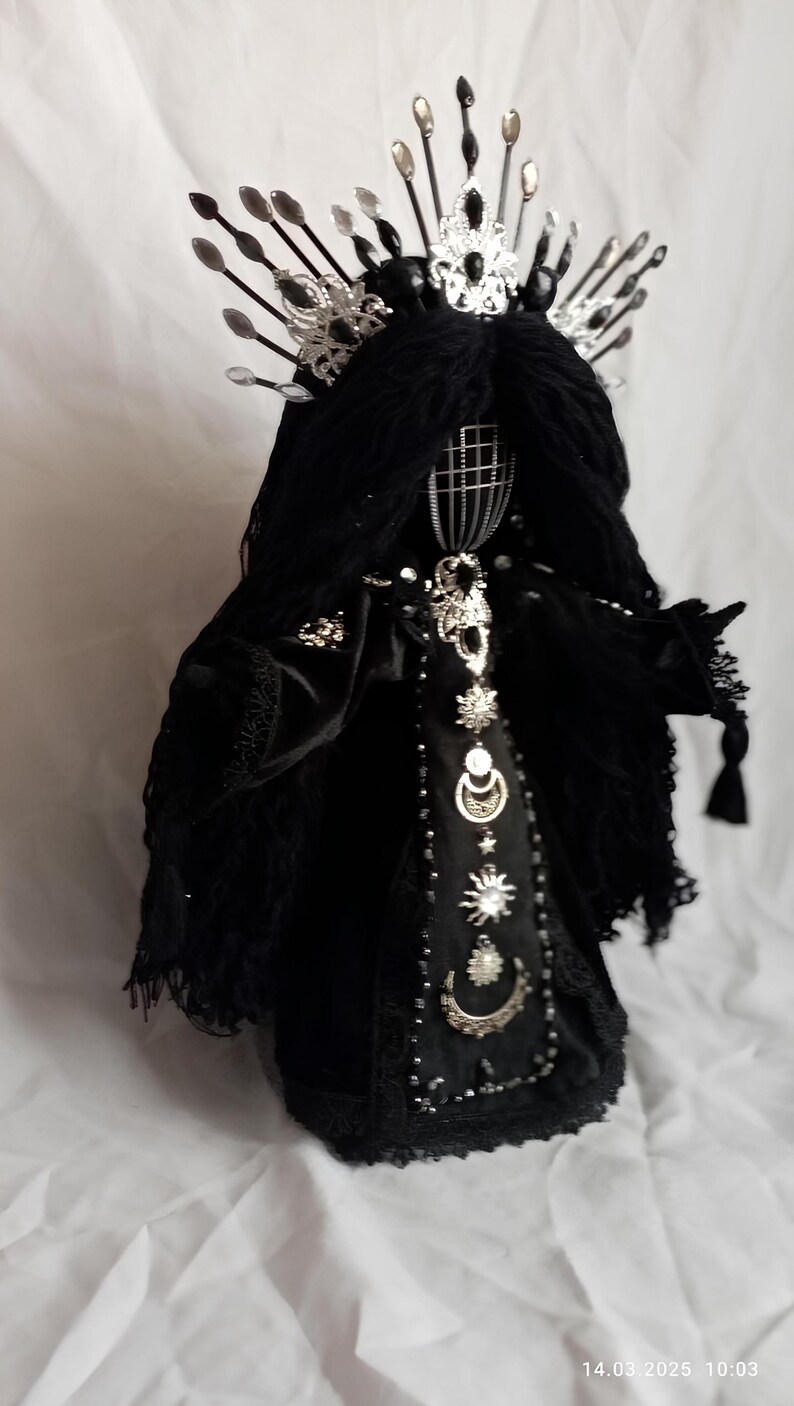 Mara Doll. Night Mistress. Moon Shadow. Star Oracle. Handmade. - Etsy