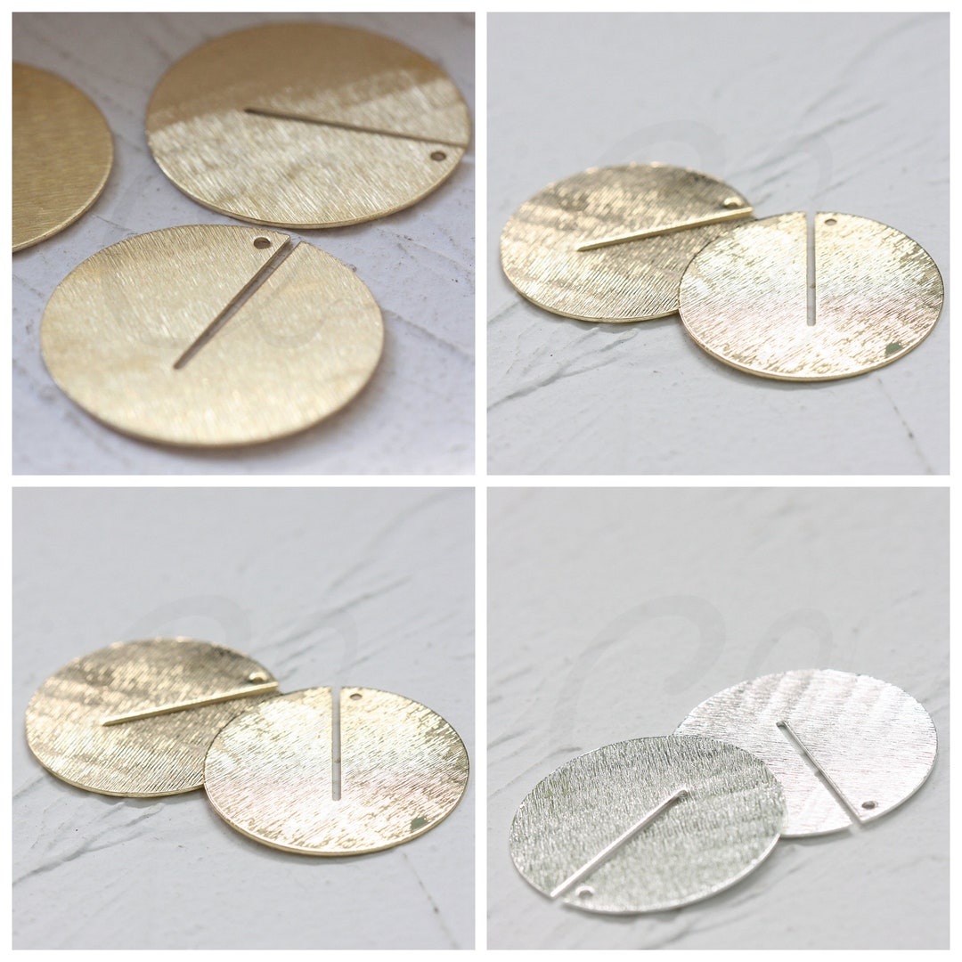 Solid Brass Brushed Flat Round Pendant - One Hole - 30.1mm (3923C) - Etsy