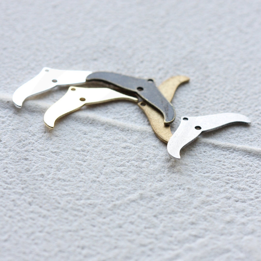 Solid Brass Fish Tale - Whale Tale Charm - Flukes 20x8mm (4615C) - Etsy