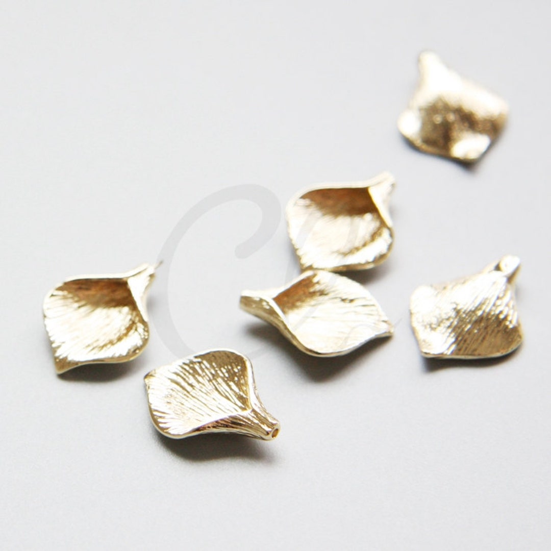 One Piece Premium Gold Plated Brass Base Cap - Flower 17x13mm (9667Z-W ...