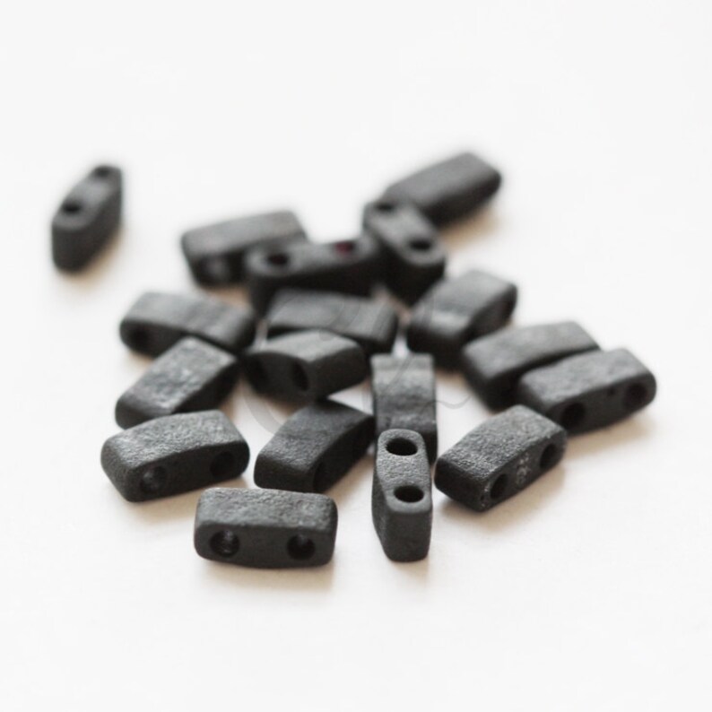 5 Grams Japanese Miyuki Tila Half Cut Beads-matte Opaque Black (HTL401F ...