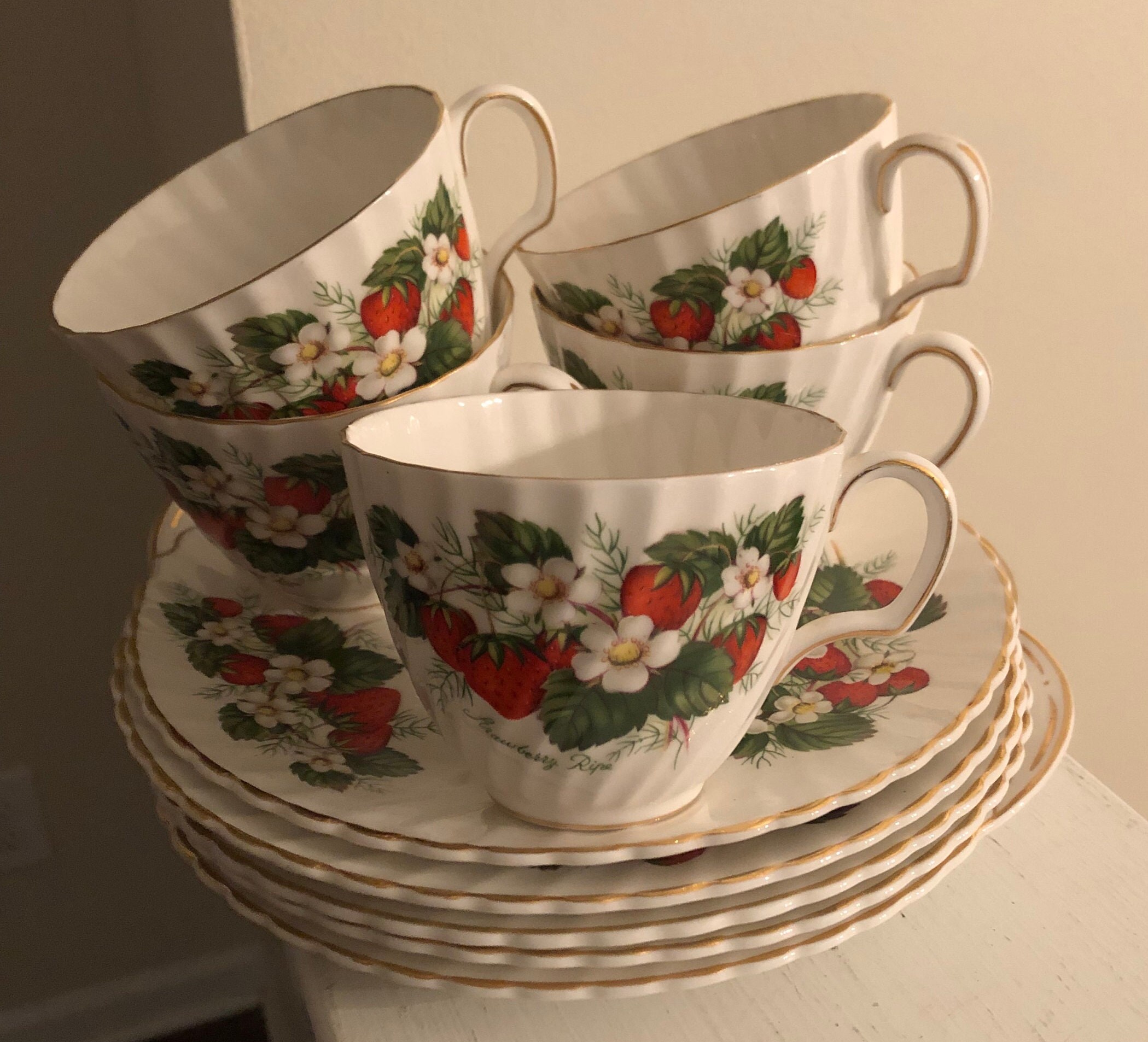 Vintage Ridgeway Potteries Royal Adderley Strawberry Ripe Snack Plates ...