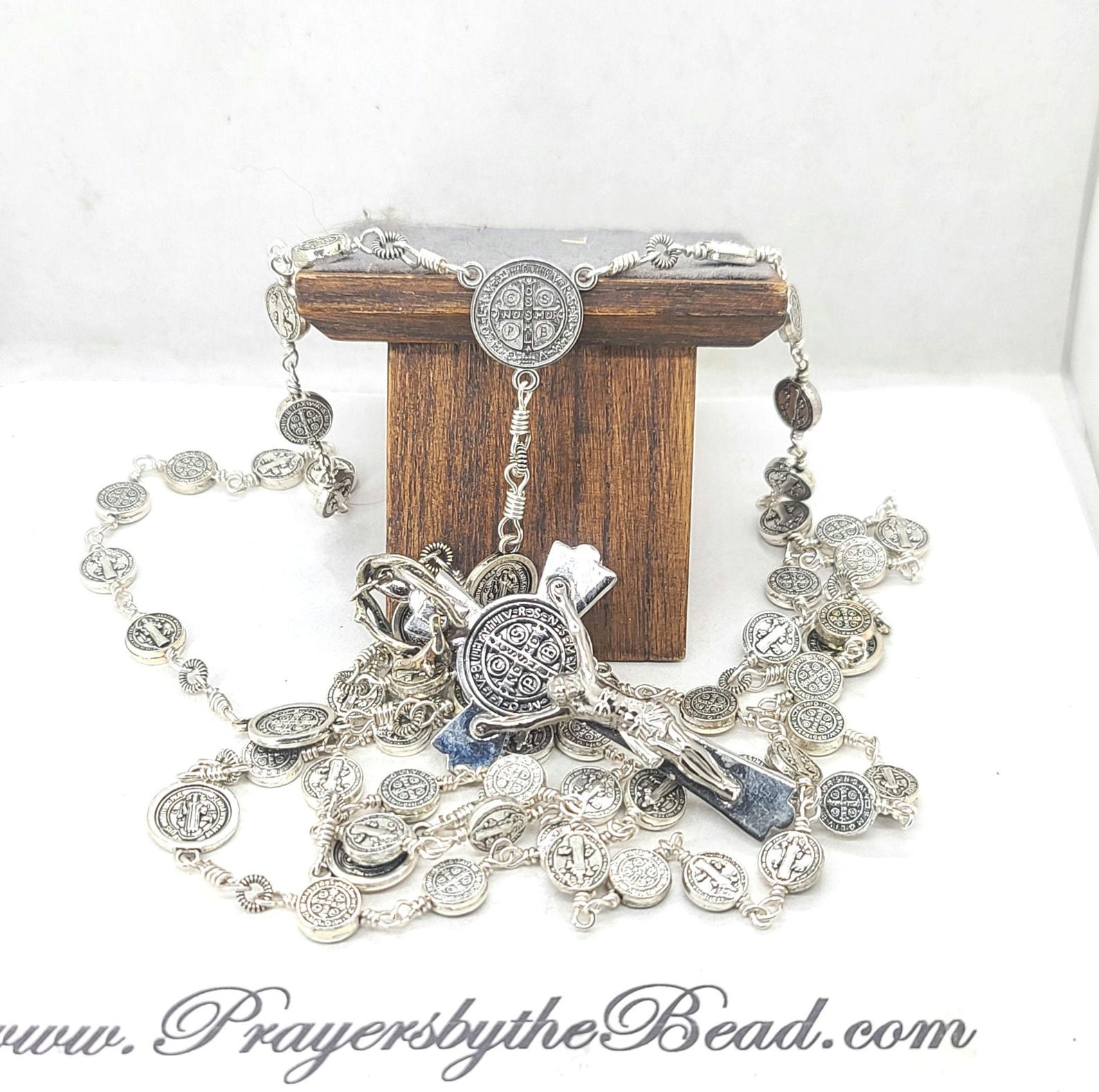 St Benedict Rosary, Crown of Thorns, Heirloom Unbreakable, Demonic ...