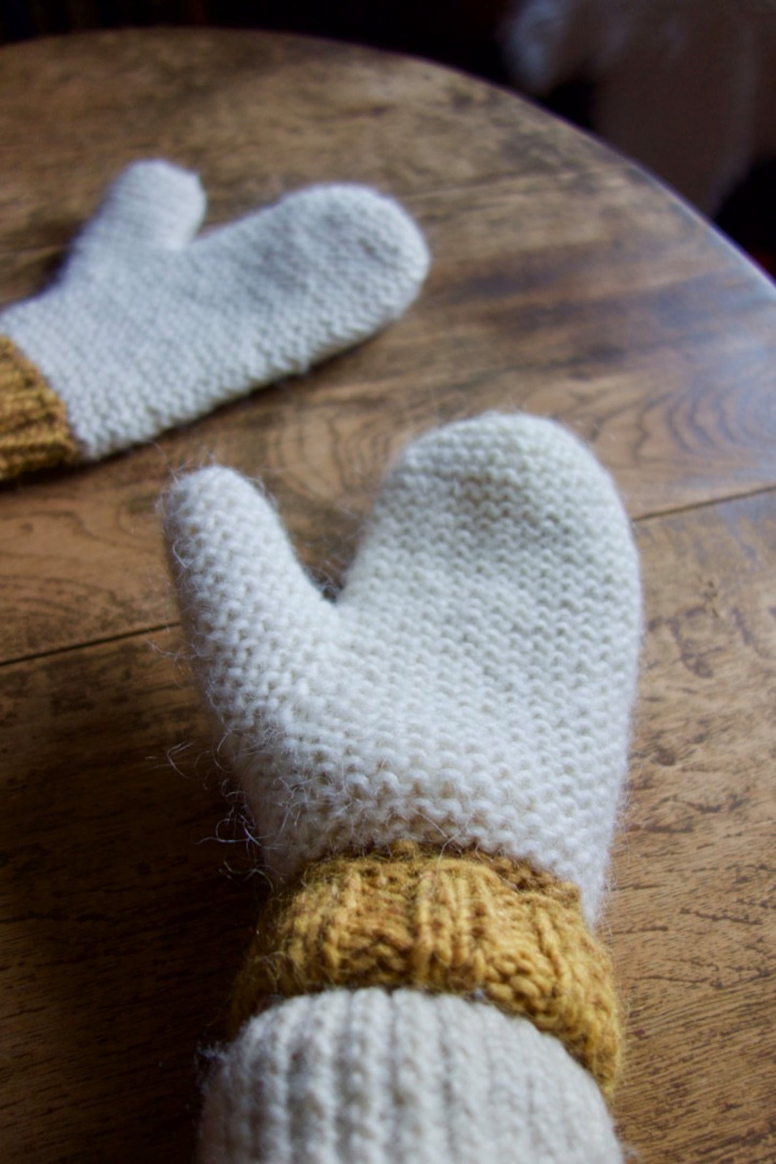 Easy Two Needles Mittens Knitting Pattern | Etsy