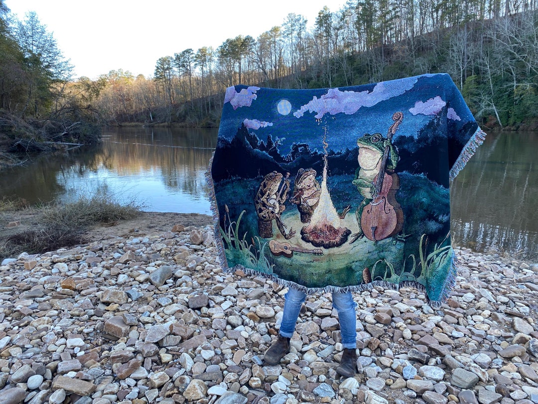 Woven Frog Blanket bluegrass Frog and Toad Blanket Woven Tapestry Banjo ...