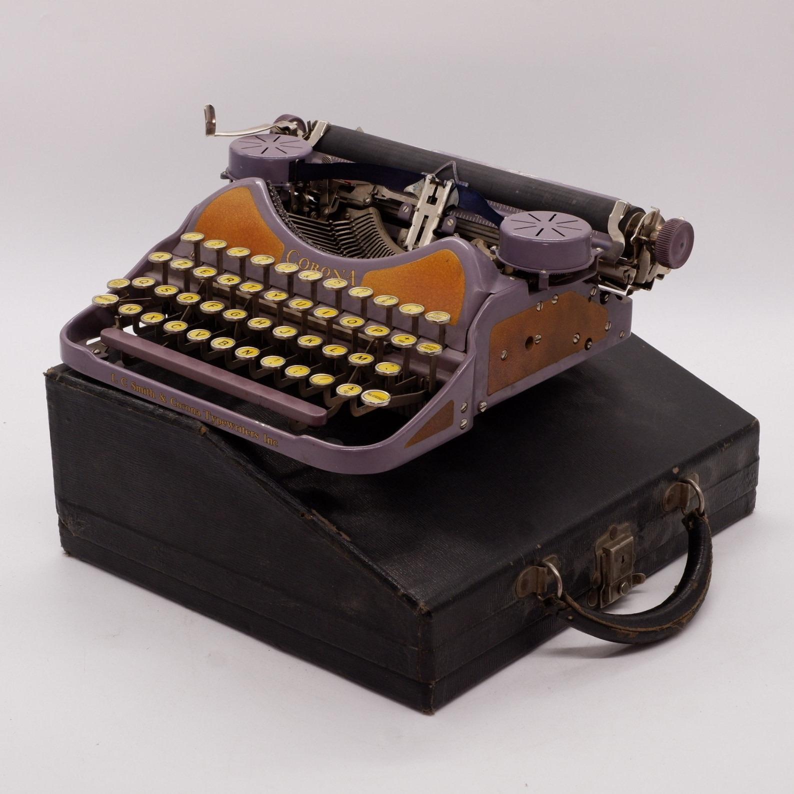 1938 Corona Model 4 Lavender and Gold Typewriter + Case | Super Rare ...