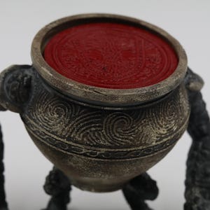 3D Printed Elden Ring Inspired Iron Fist Pot Planter Statue Figurine ...