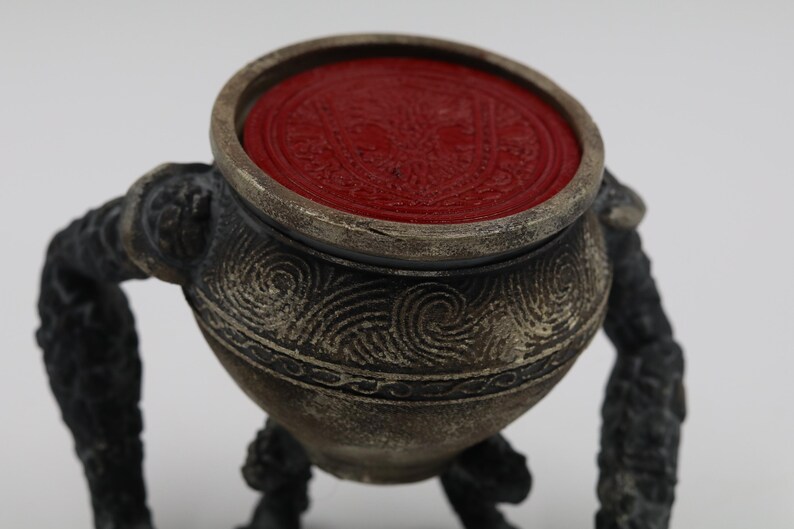 3D Printed Elden Ring Inspired Iron Fist Pot Planter Statue Figurine ...