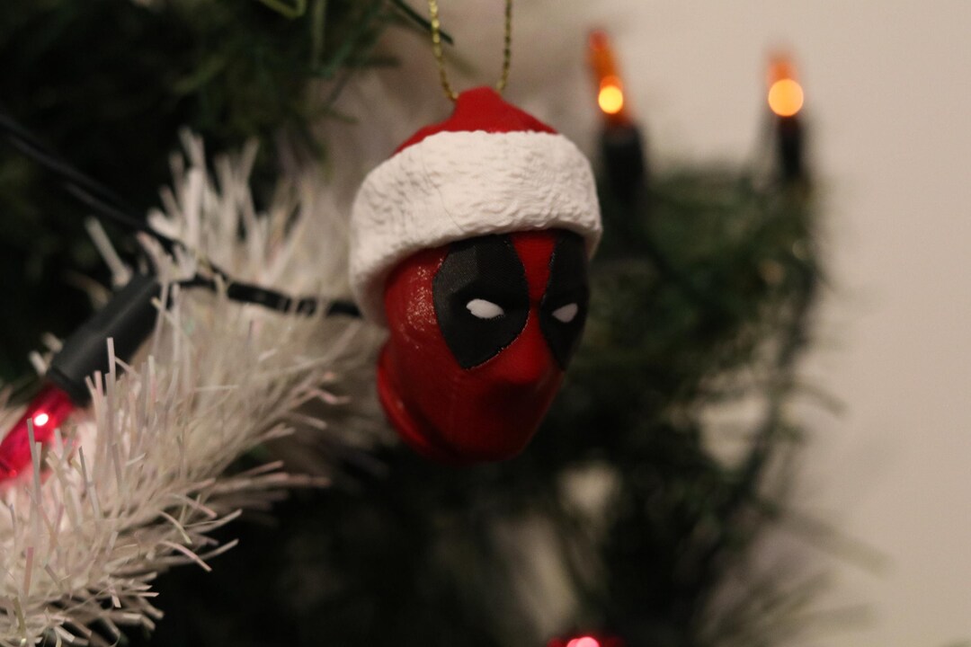 Marvel Deadpool Vs Wolverine Santa Christmas Tree Ornament Bauble ...