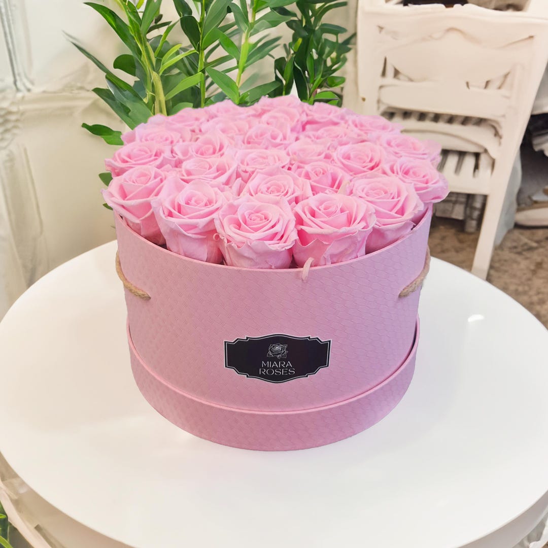 25 Preserved Roses in Elegant Round Box, Natural Eternity Roses Last ...