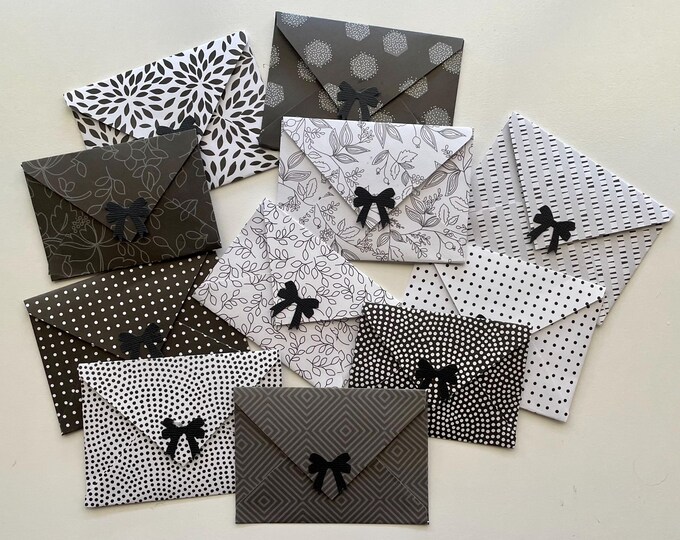 Set F 4 Handmade Vintage Flea Market Style Pockets With Ephemera for ...