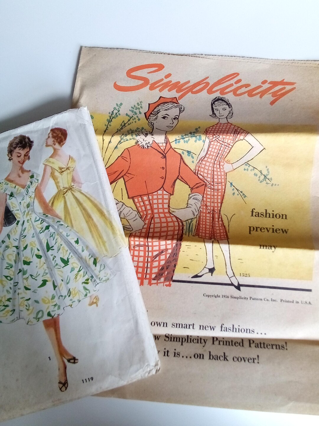 1950s Dress Sewing Pattern & 1956 Simplicity Fashion Preview - 32" Bust ...