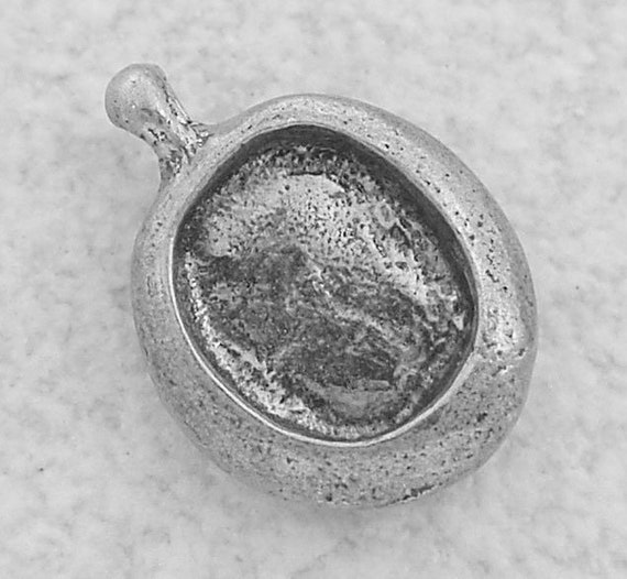 Green Girl Studios Oval Bezel Pendant | Etsy