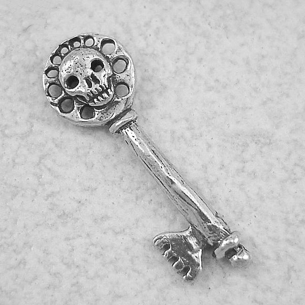Skull Key Charm - Etsy