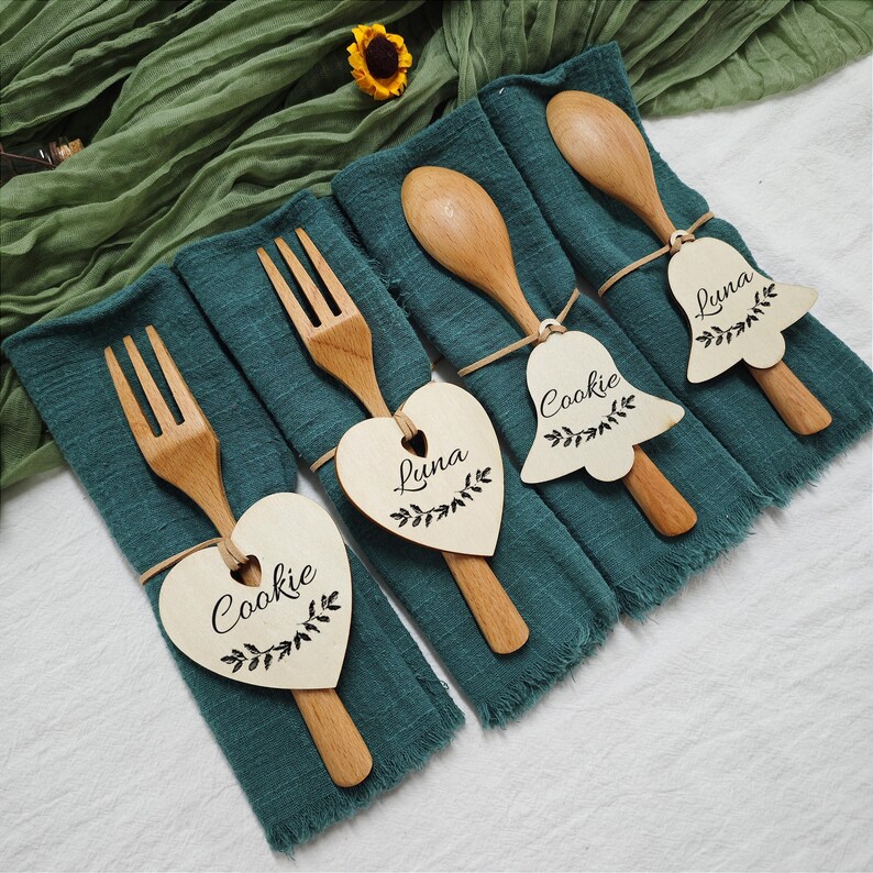 Name Tags, Christmas Day, Party Favors Place Name Settings, Wedding ...