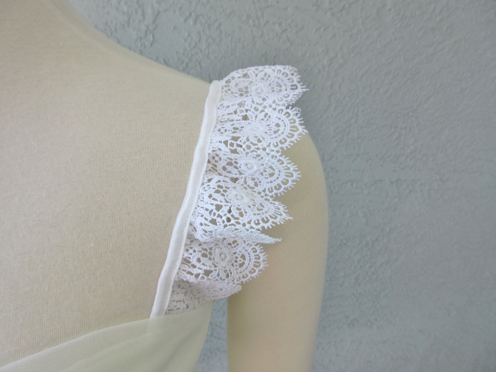 Detachable White Lace Straps to Add to Your Wedding Dress It - Etsy