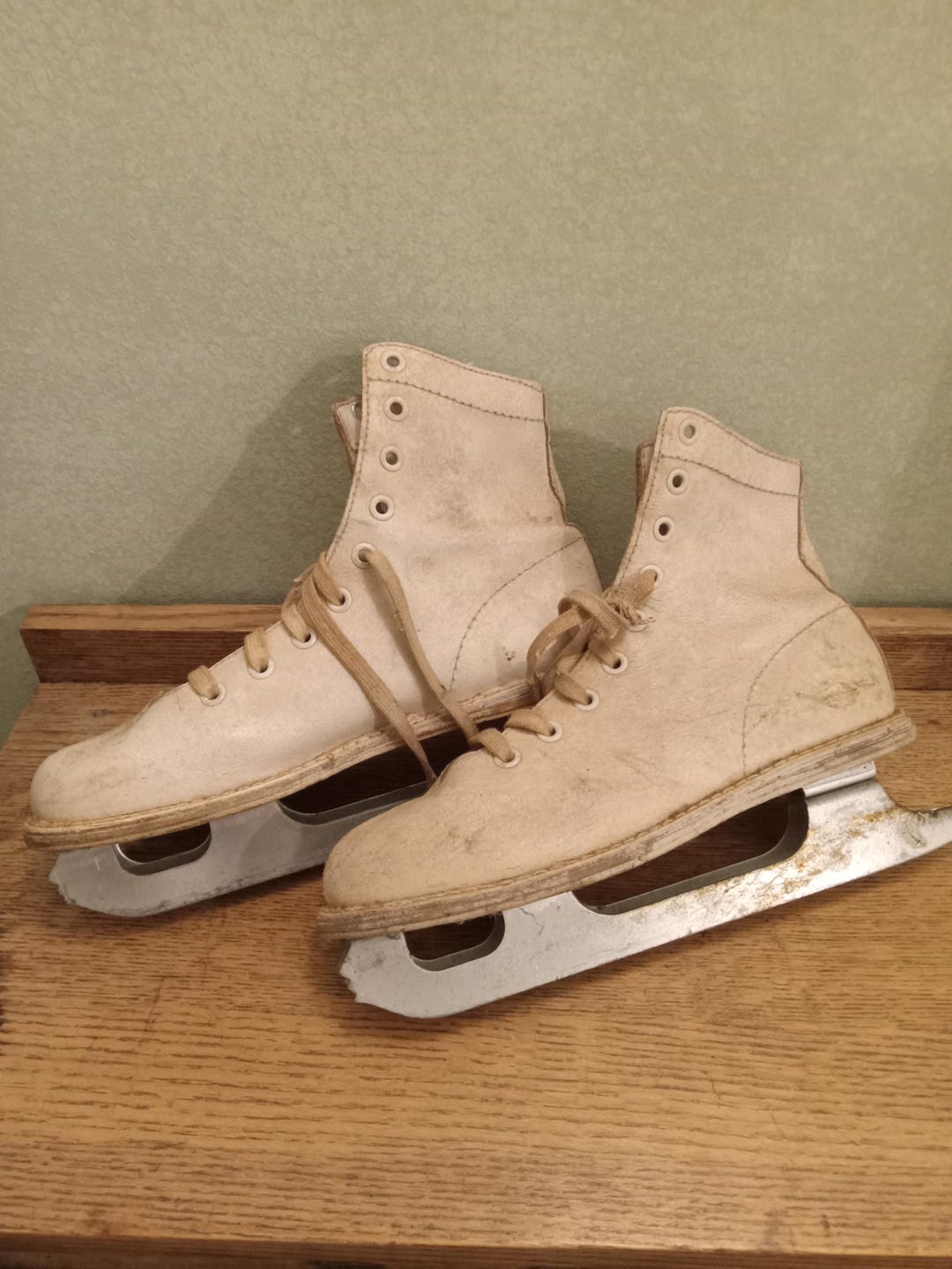 Vintage 1940's Child's Ice Skates, Girl's Ice Skates, Antique Canada ...
