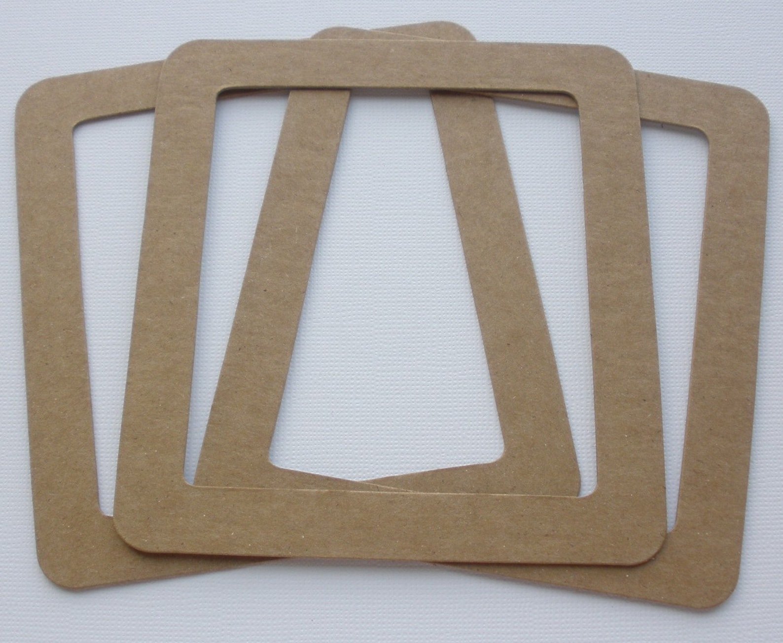 3 ROUND EDGE Frames Raw Chipboard Bare Die Cuts - Etsy