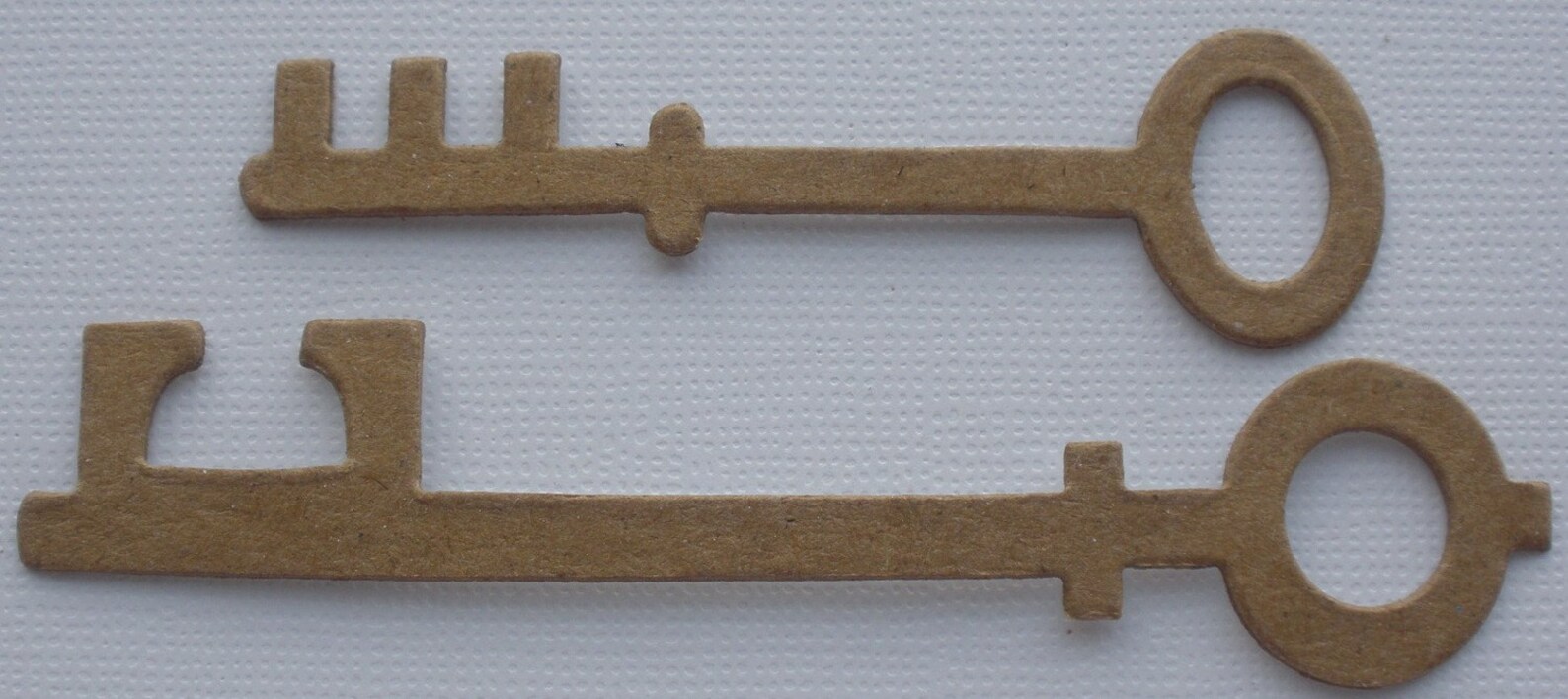 8 SKELETON KEYS - Bare Chipboard Die Cut Key Diecuts - 4 of Each Style ...