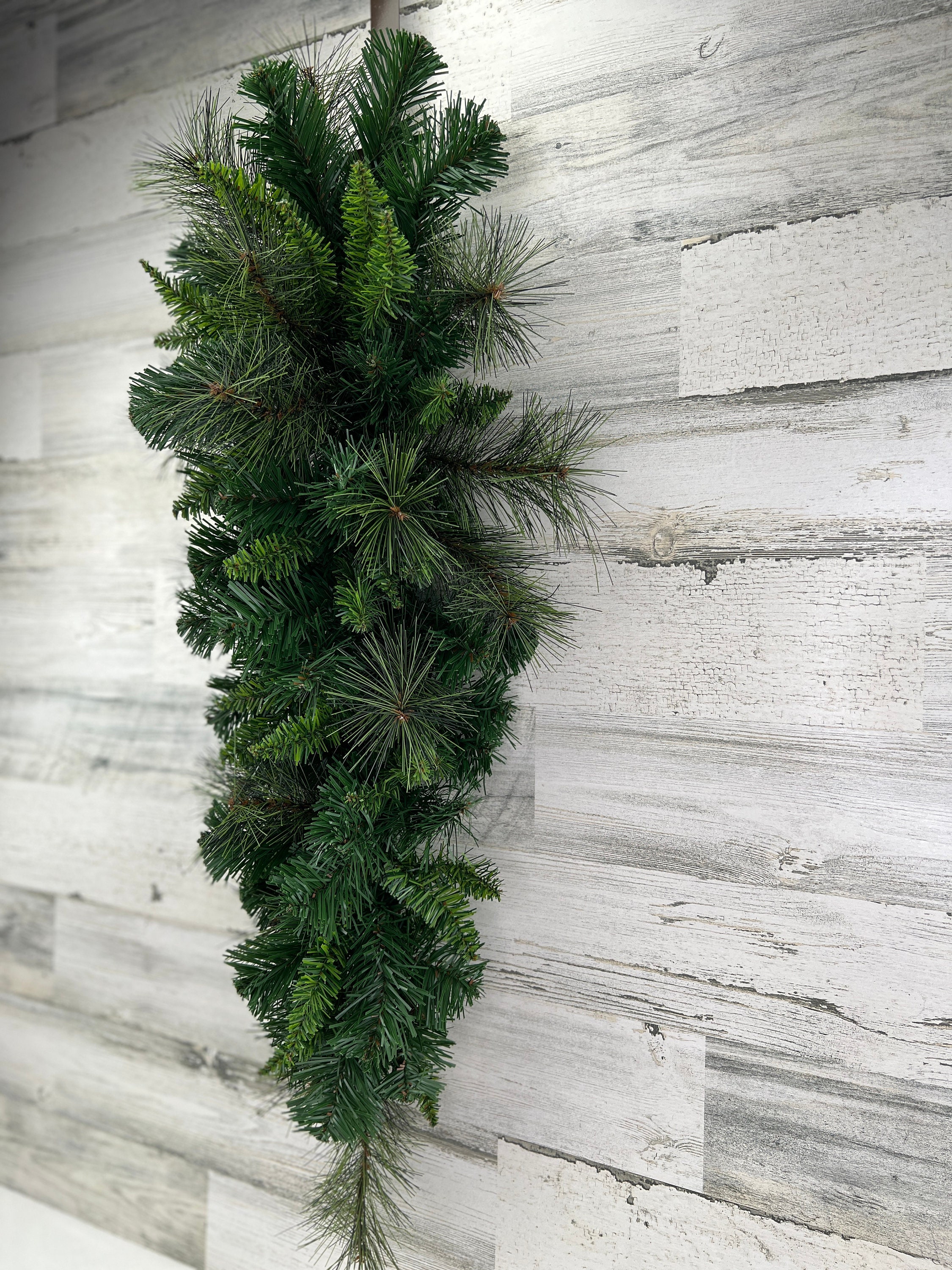 Pine Teardrop Swag, 28 Inch Evergreen Pine Swag, Christmas Greenery ...