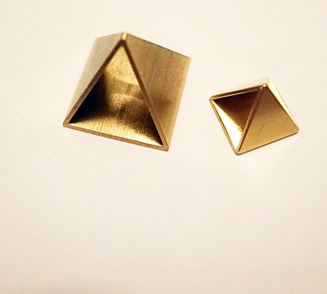 3 Pieces of Newly Cut Raw Brass Pyramid Charm 16 Mm Triangle - Etsy